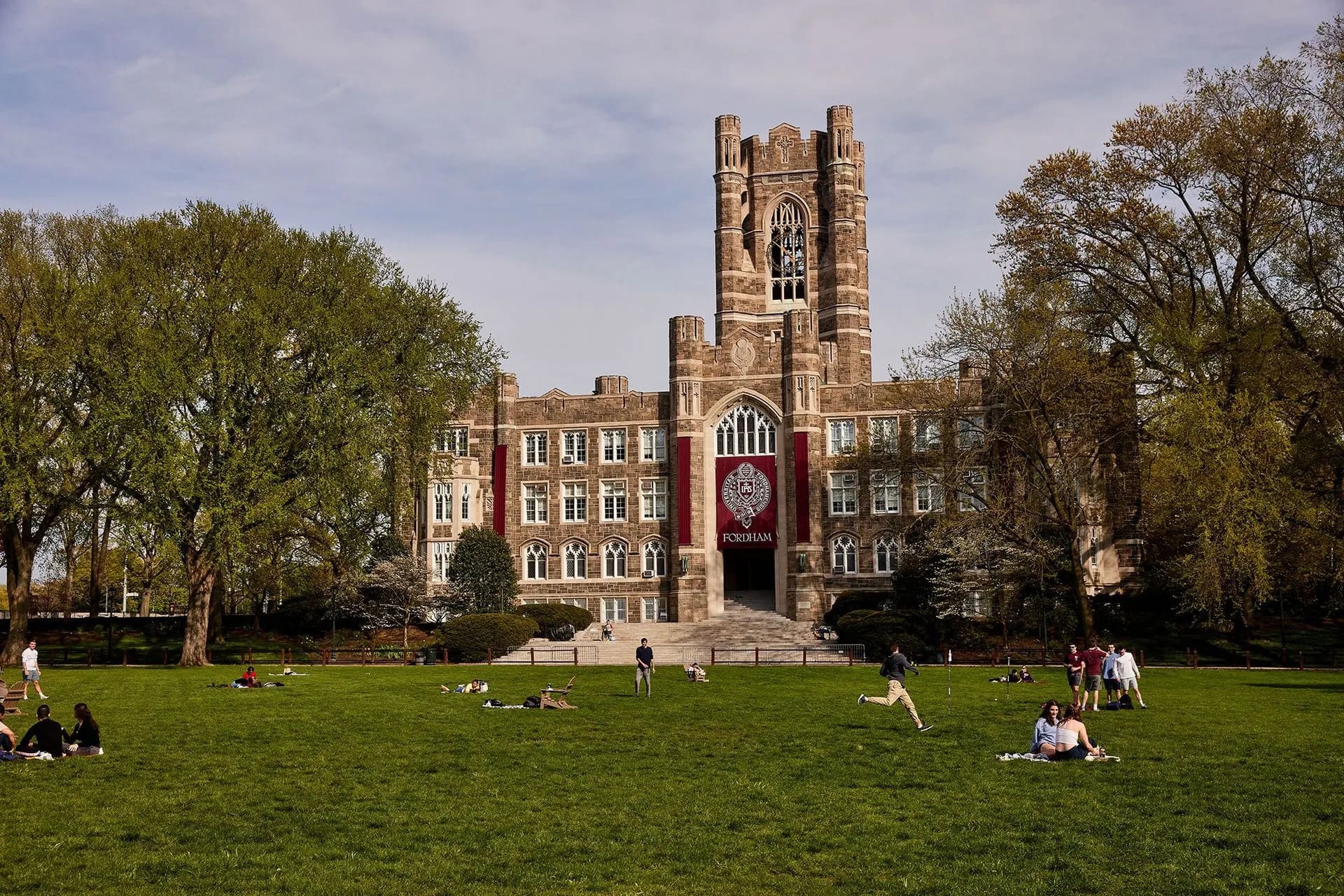 Off-Campus Housing: Apartments Near Fordham University | SharedEasy
